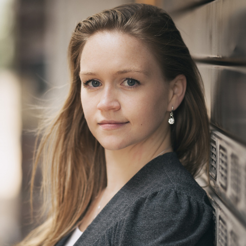 Ellyne Wieringa | Pianodocent Den Haag | EPTA Nederland.